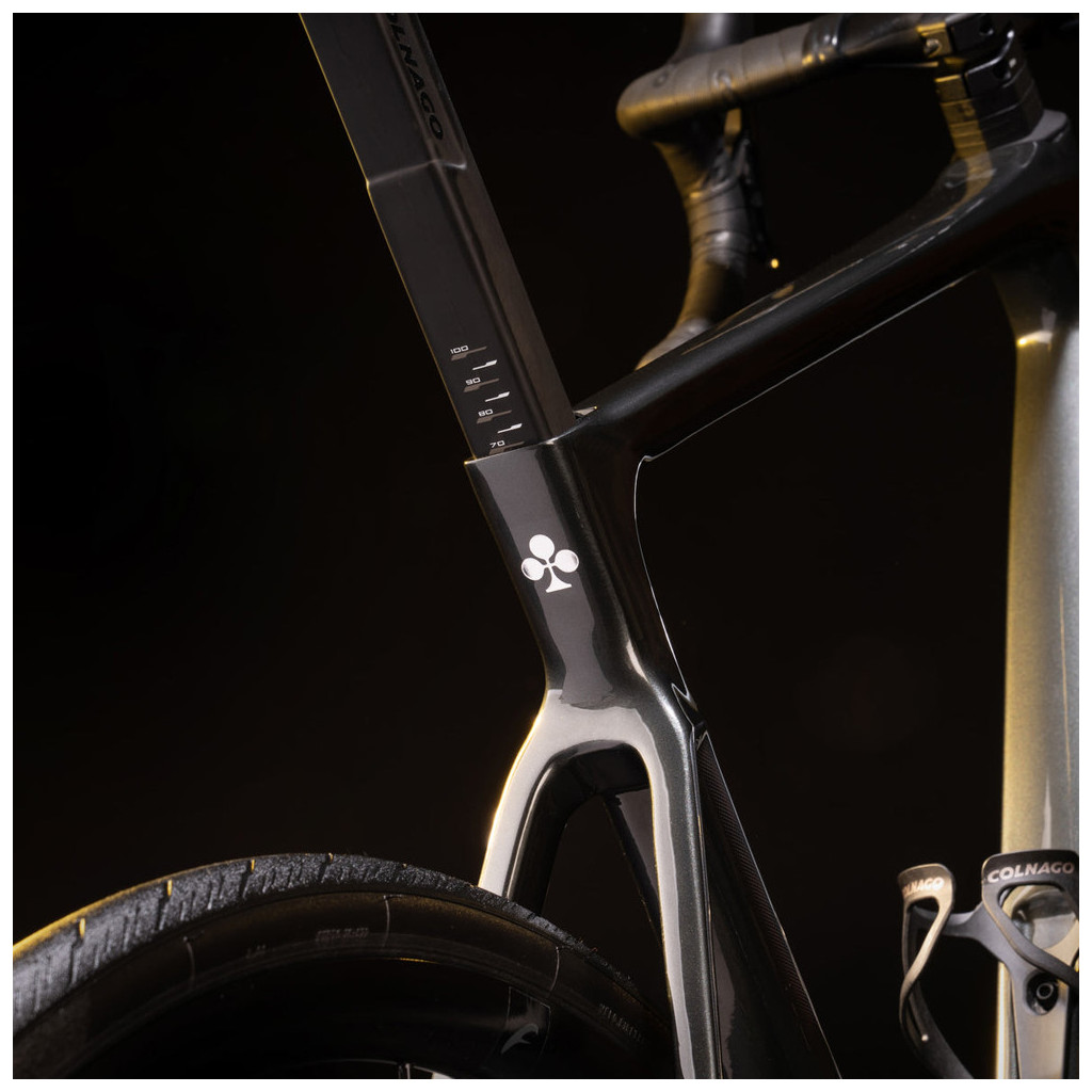 Vélo route Colnago V4 Disc Shimano 105 Di2 12v Fulcrum R600 VDDK