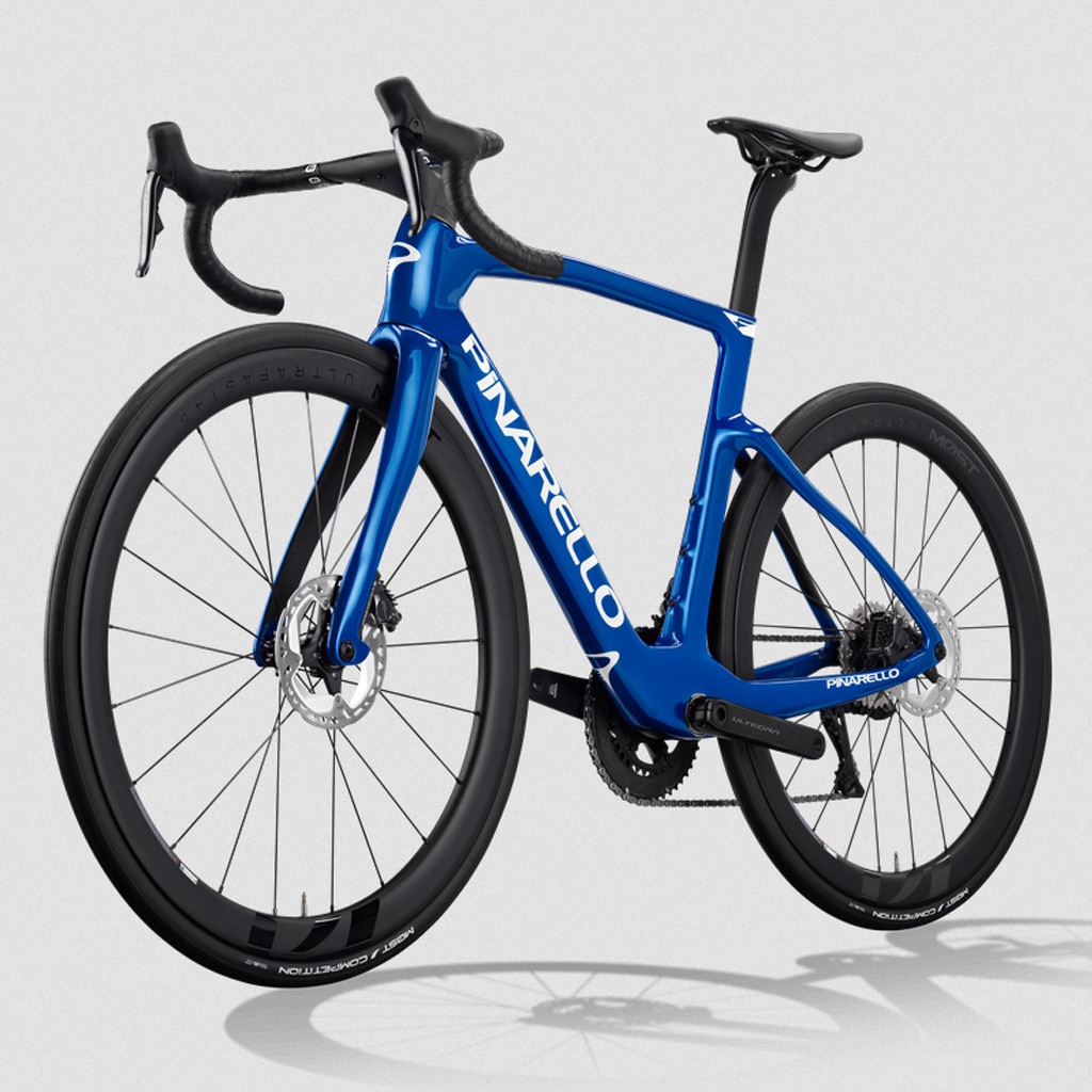 Vélo route Pinarello F7 MY26 Ultegra Di2 12v Ultrafast 45 DB Victoria ...