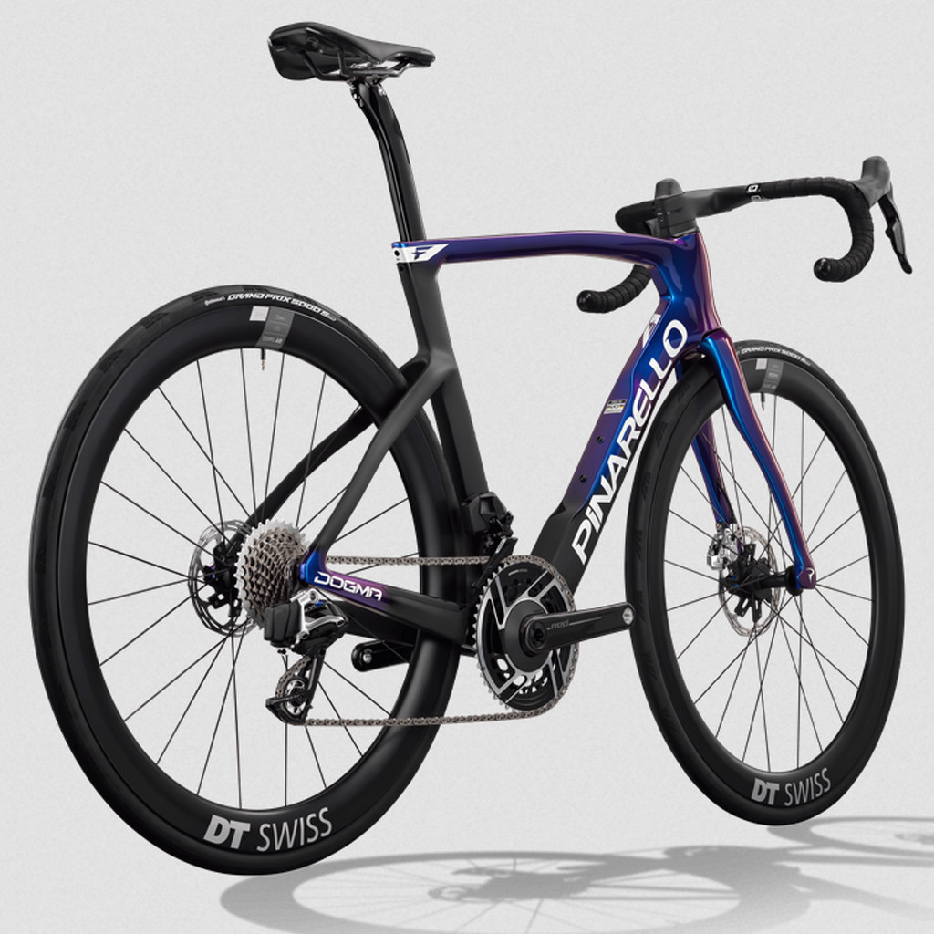 Vélo route Pinarello New Dogma F Disc Sram Red AXS E1 12v DT Swiss ...